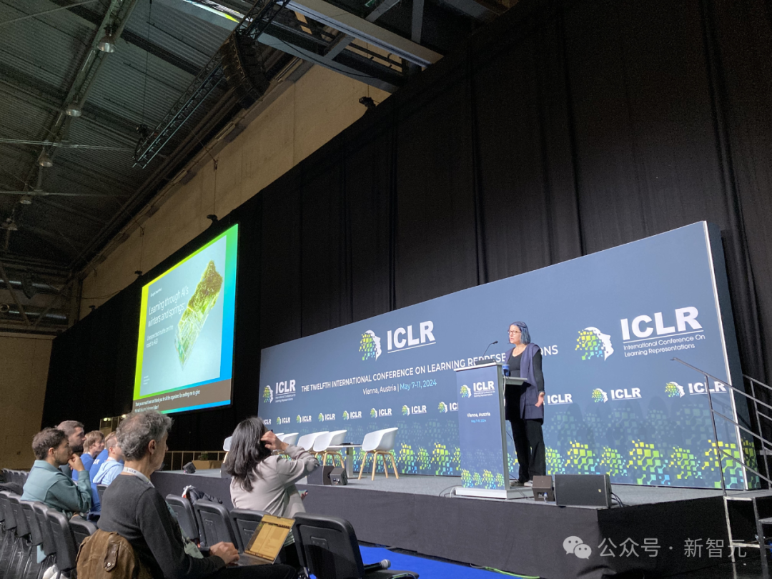 图灵巨头现身ICLR，顶会现场疯狂追星LeCun、Bengio！中国团队三大技术趋势引爆AGI新想象 - 智源社区